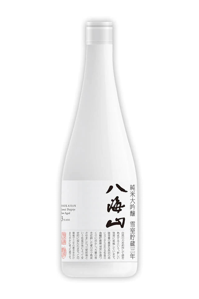 [BUY] Hakkaisan Yukimuro Junmai Daiginjo Sake | 720ML at CaskCartel.com